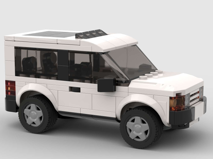 Land Rover LR3/LR4 from BrickLink Studio [BrickLink]