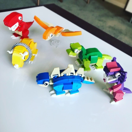 2020-04-08 Dinosaurs from BrickLink Studio [BrickLink]