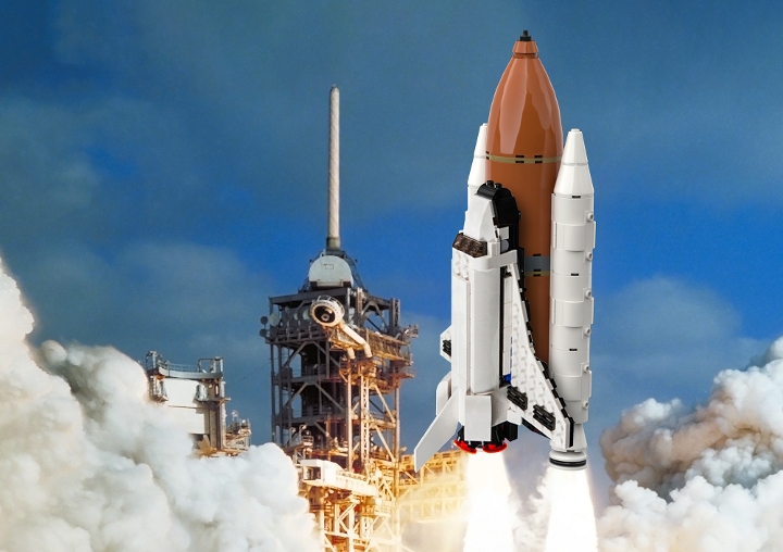 NASA Space Shuttle Solid Rocket Boosters from BrickLink Studio [BrickLink]