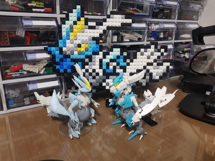 Pokemon White Kyurem(uses existing part colors) from BrickLink Studio ...