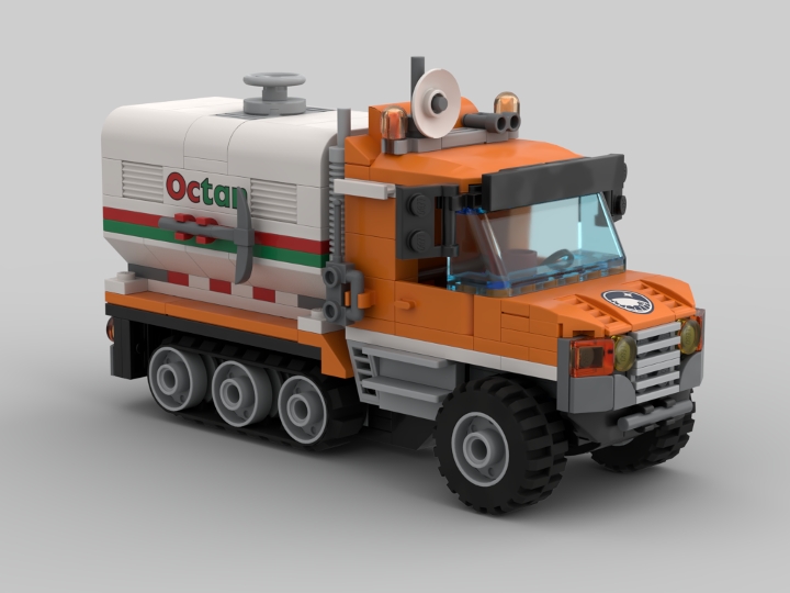 Arctic Fuel Half-Track from BrickLink Studio [BrickLink]