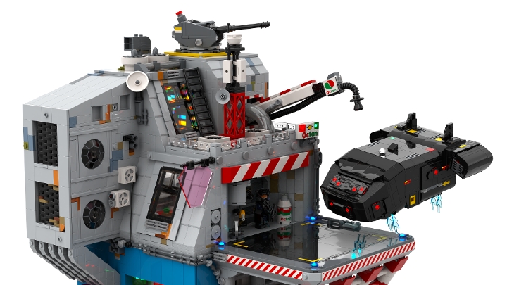Cyberpunk Cube Diorama from BrickLink Studio [BrickLink]
