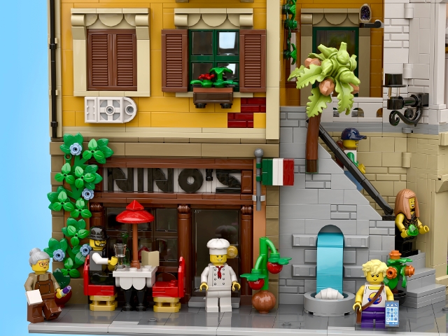 [Italian Street Corner] [BrickLink]