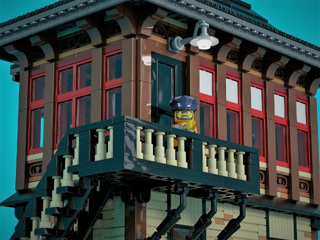 [Interlocking Tower 1885] [BrickLink]