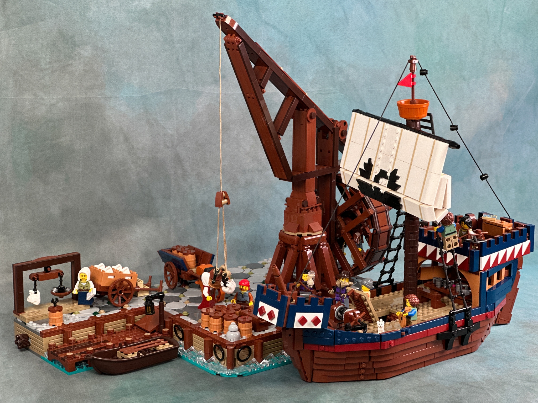 [Medieval Seaport with Cog & Crane] [BrickLink]