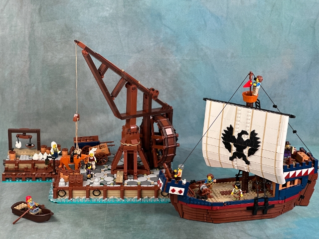 [Medieval Seaport with Cog & Crane] [BrickLink]