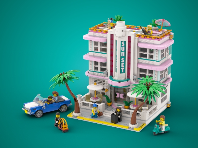 [The Sunset Hotel] [BrickLink]